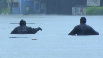 Stream Decoding Disasters Online Watcho