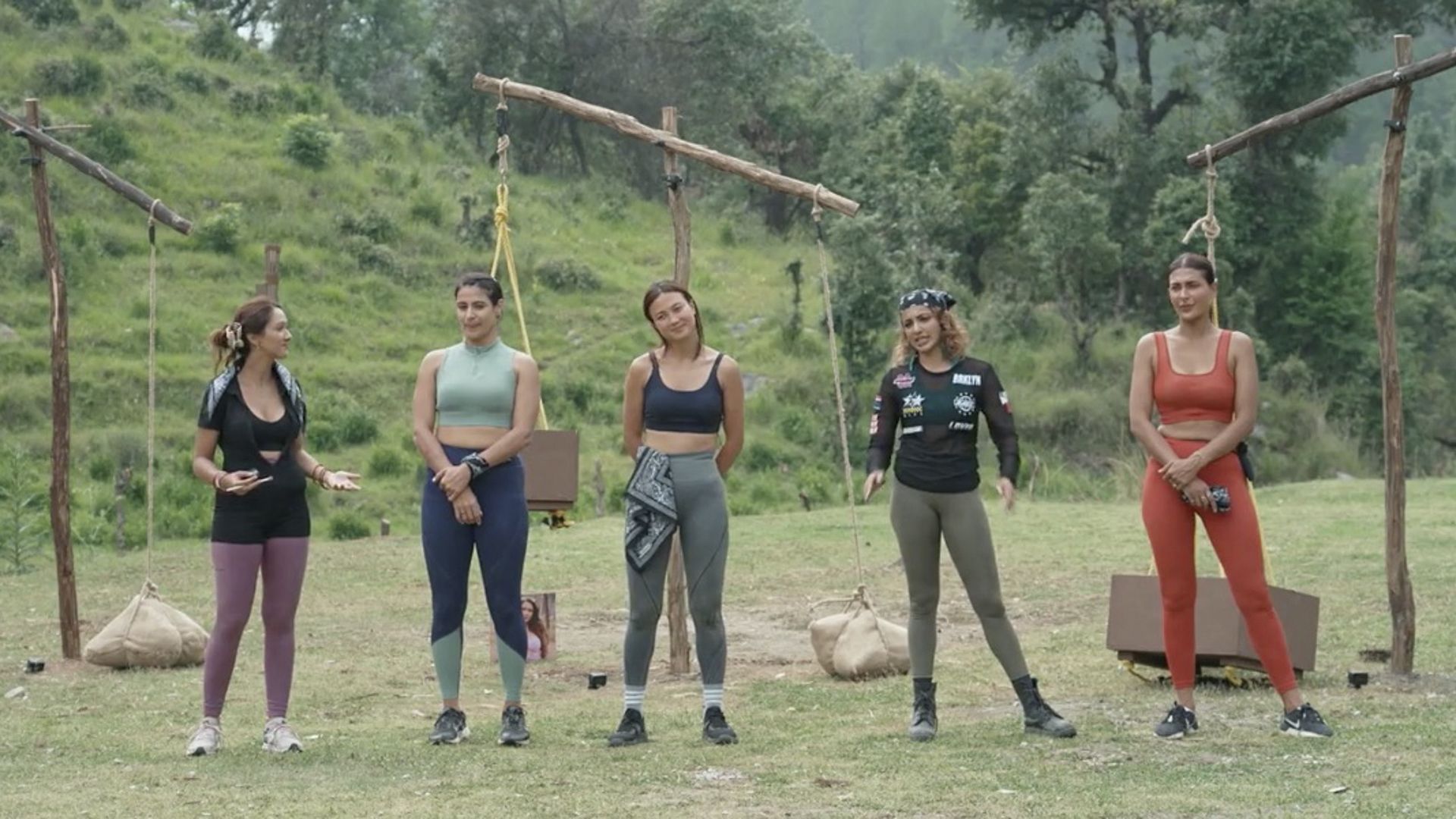 Watch reality-ranis-of-the-jungle only on Watcho